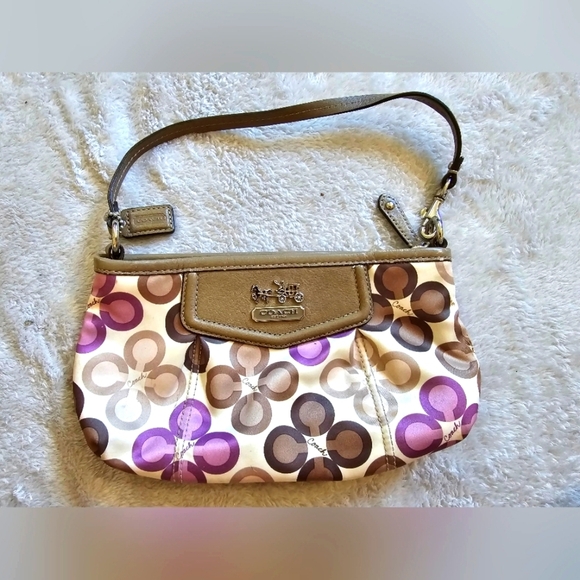 Coach | Bags | Coach Madison Op Art Clover Clutch | Poshmark
